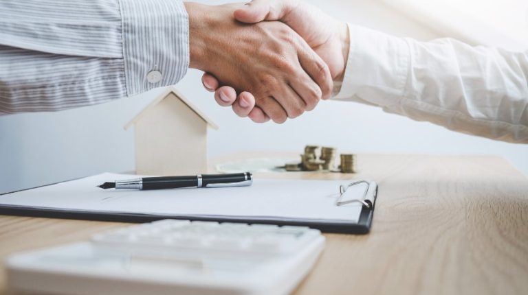 How to Split Ownership of a House in the UK?