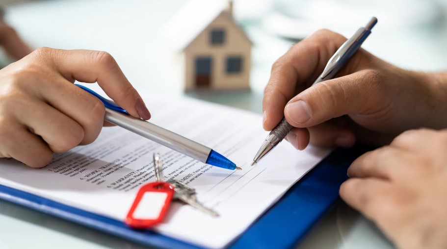 Should You Consider Putting a House in Trust UK | Pros and Cons