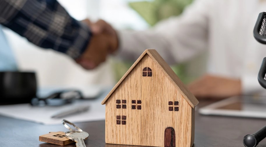 Should You Consider Putting a House in Trust UK | Pros and Cons