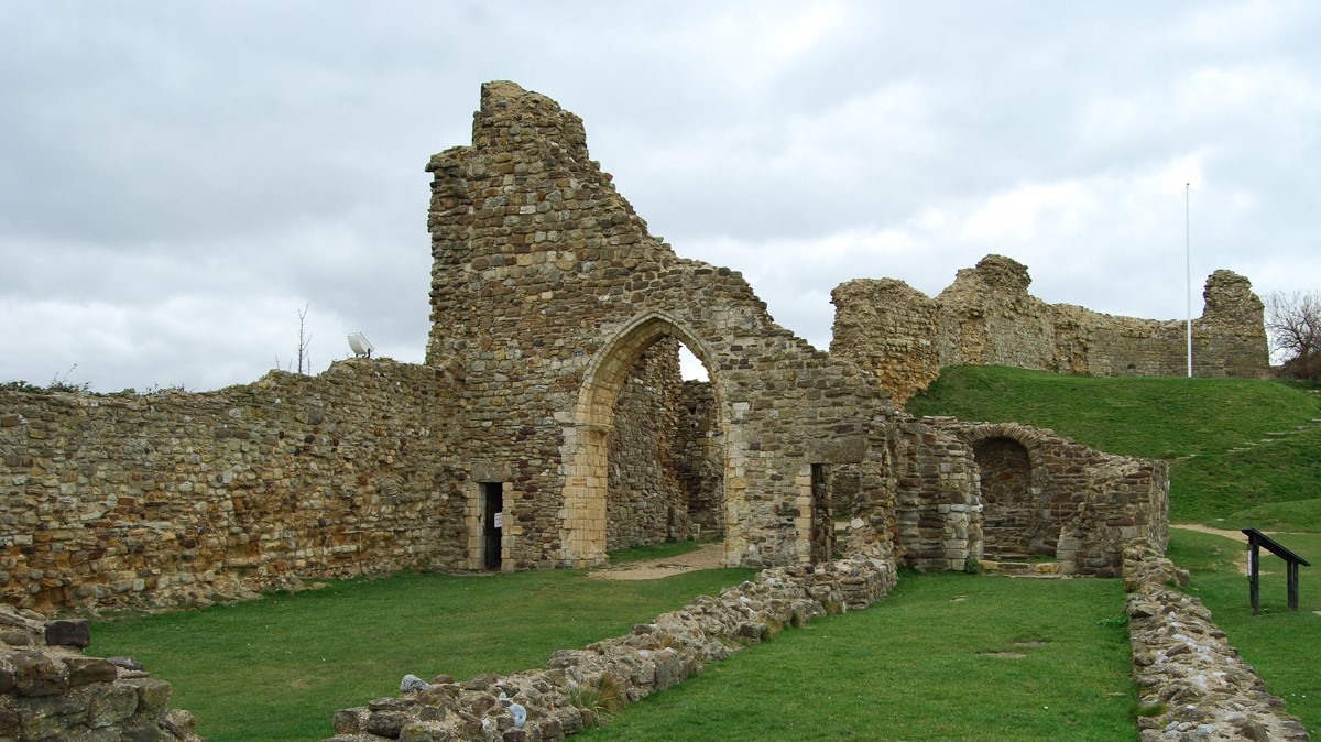 Oldest Building in England | Top 15 Buildings Still Standing