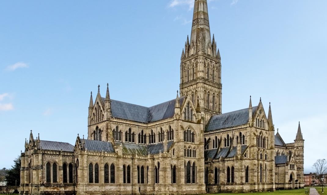 Oldest Building in England | Top 15 Buildings Still Standing
