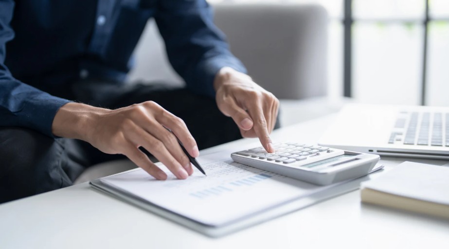 How to Cancel Council Tax When Moving House in the UK?